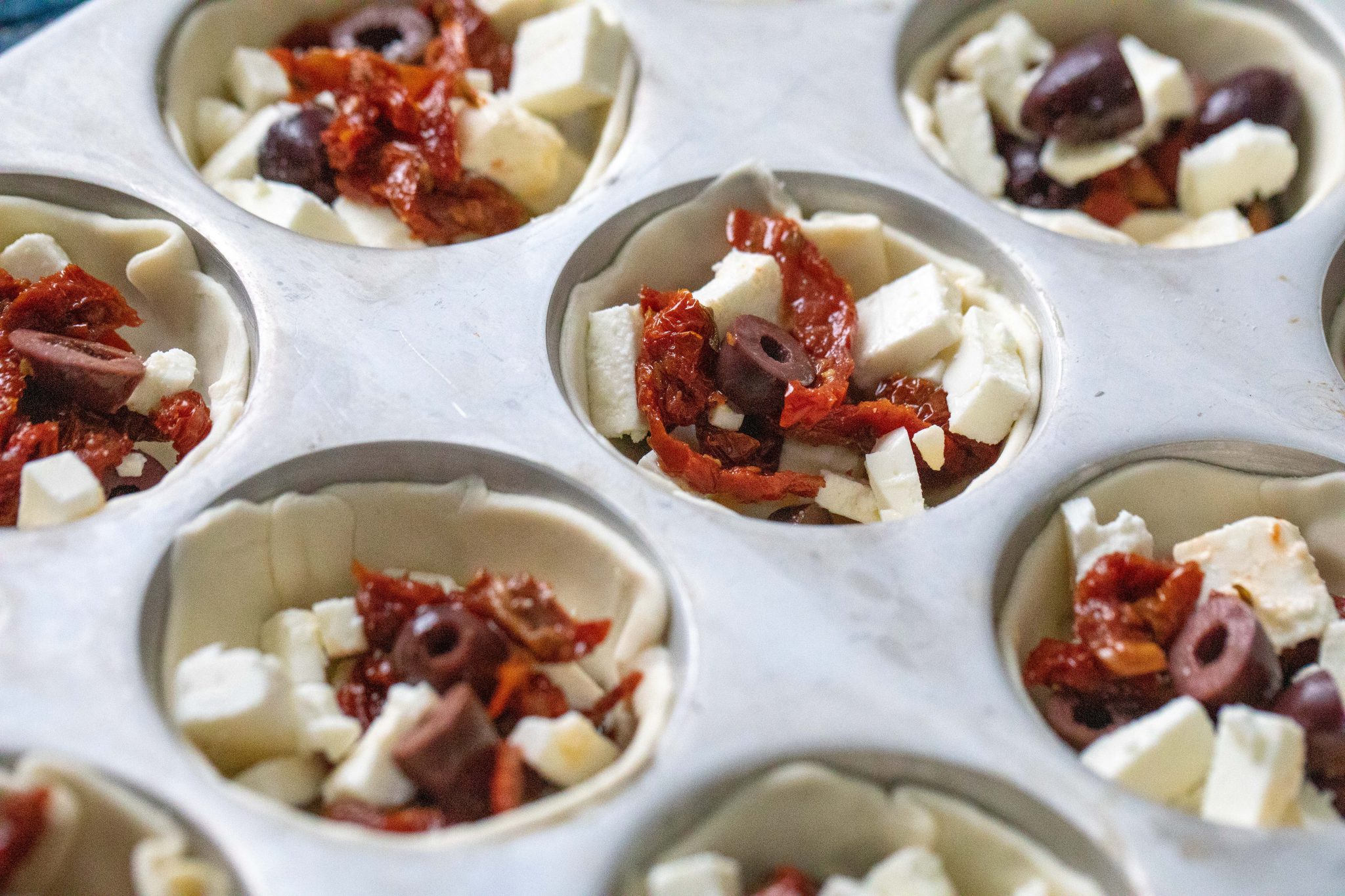 Små pajer med grekiska smaker | Fredriks fika - Allas.se