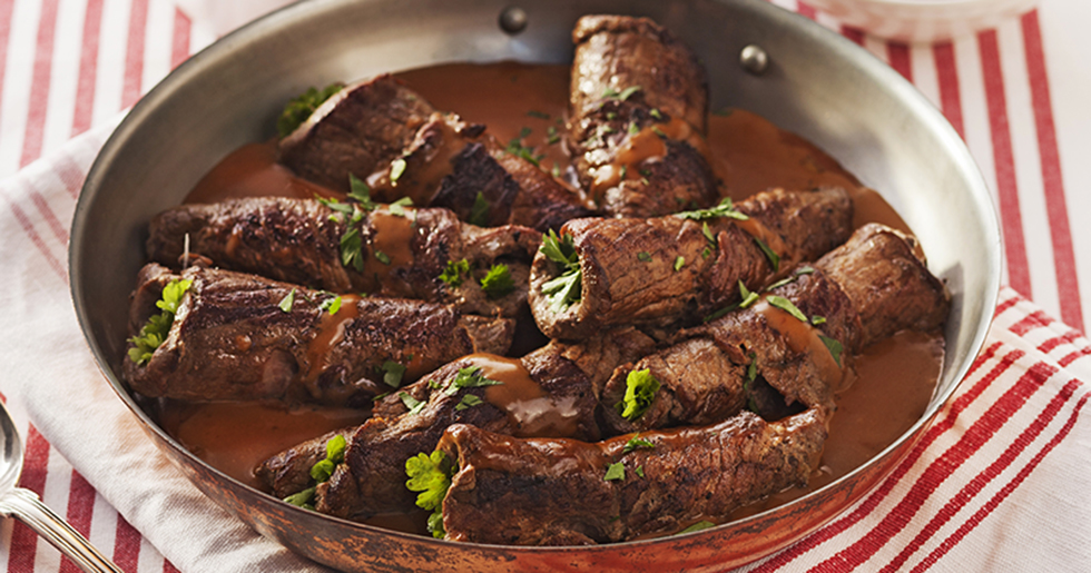 Recept oxrulader i gräddsås | Allas Recept